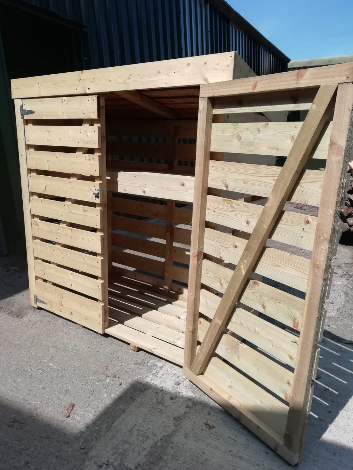 Single Log Storage Box With Cover Door ( Fits 1 Bulk Bag + Kindling ...